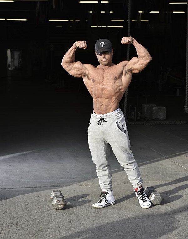 Дэнни Хестер (Danny Hester). Фото. Антропометрия. Биография